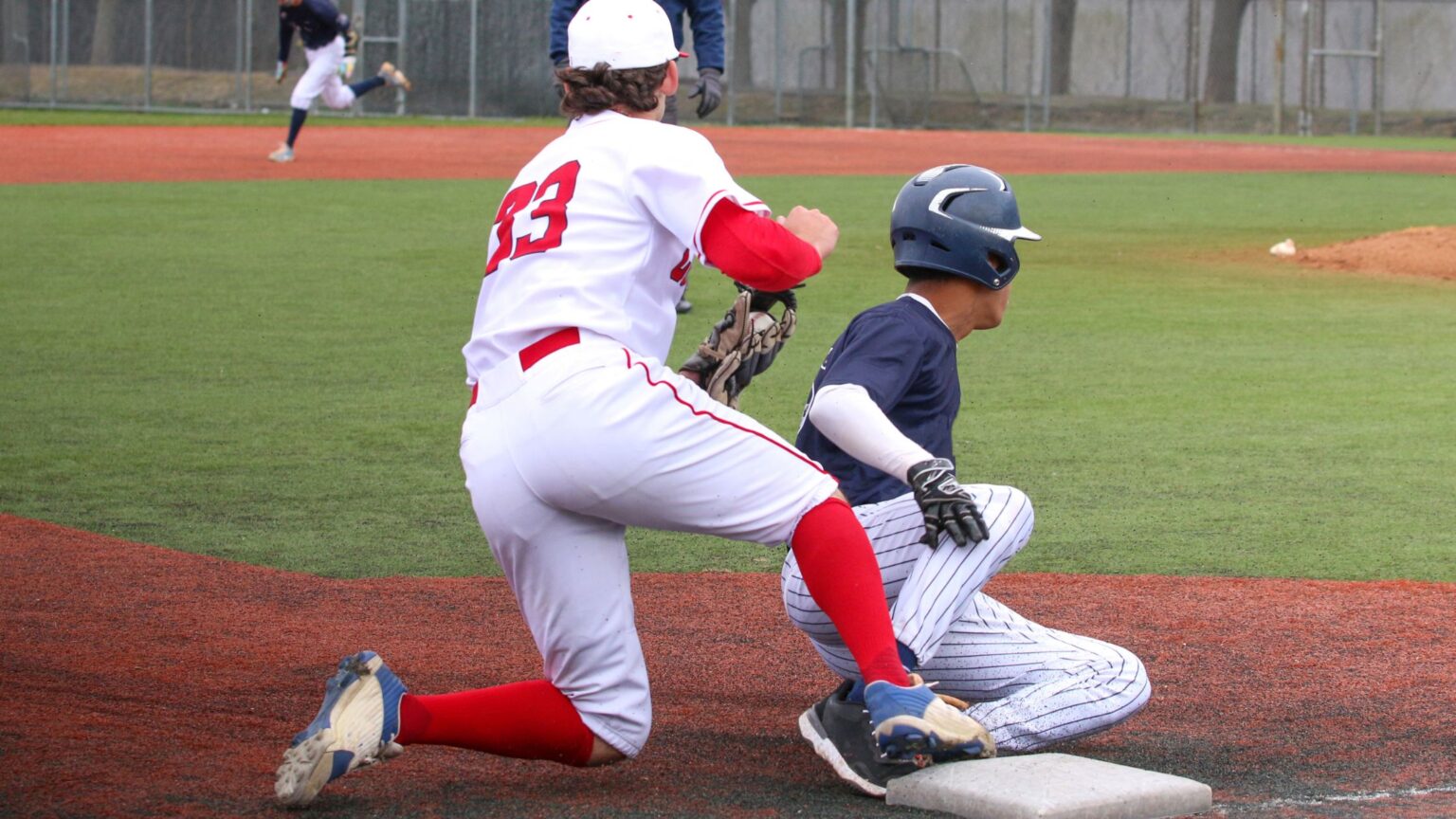 118 Baseball Slang Terms For Batting, Pitching, & Fielding